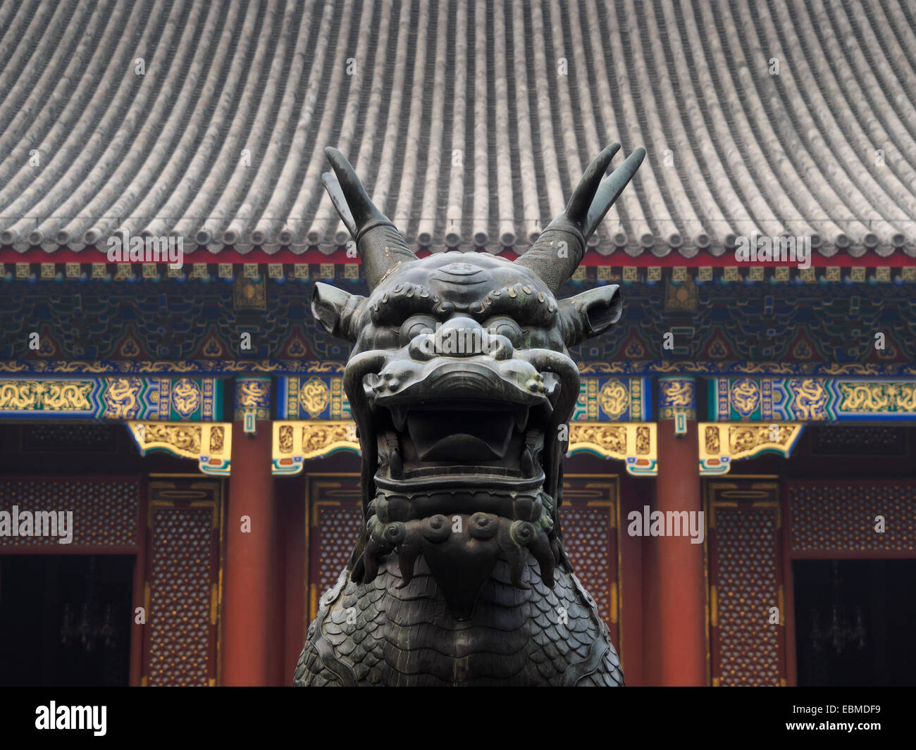 Sculptures of mythical creatures hi-res stock photography and images ...