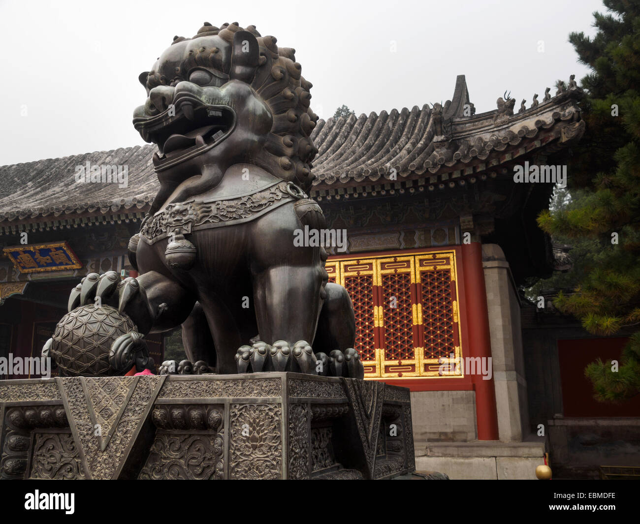 Bronze statue of Chinese guardian lions in the Summer Palace in Beijing ...