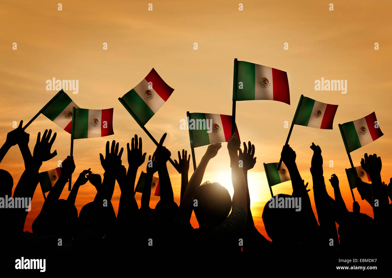 Holding mexican flag hi-res stock photography and images - Alamy