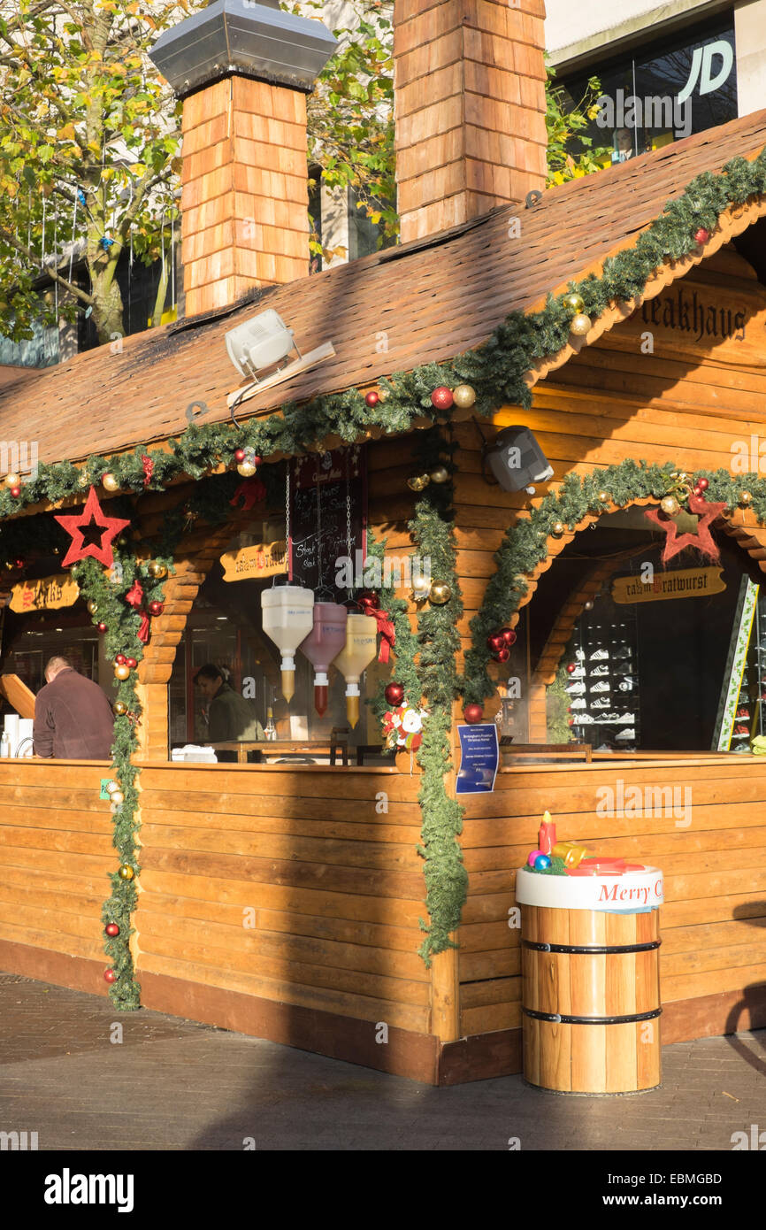 German market stall hi-res stock photography and images - Alamy