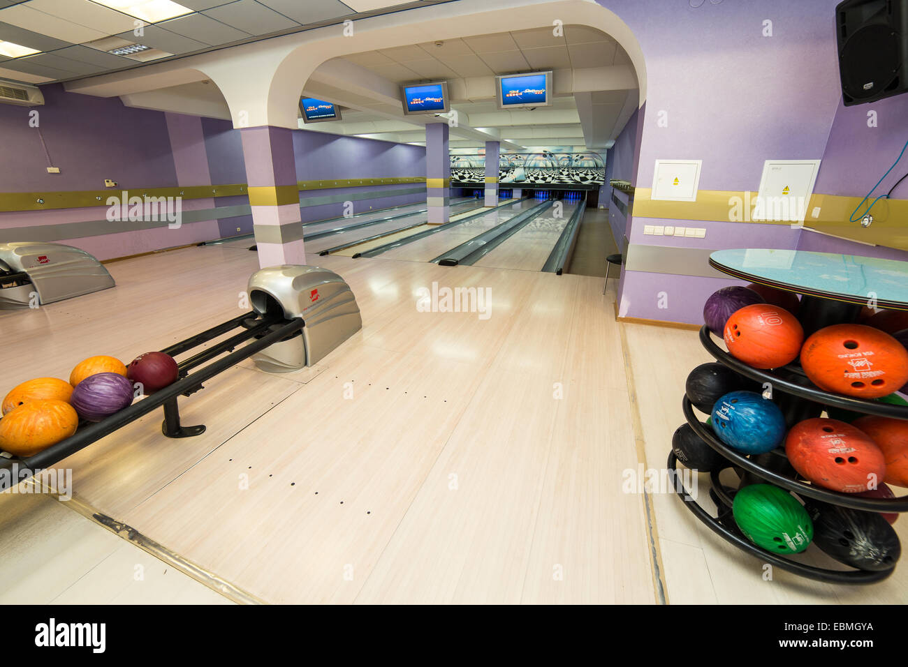 Sport lane hi-res stock photography and images - Alamy