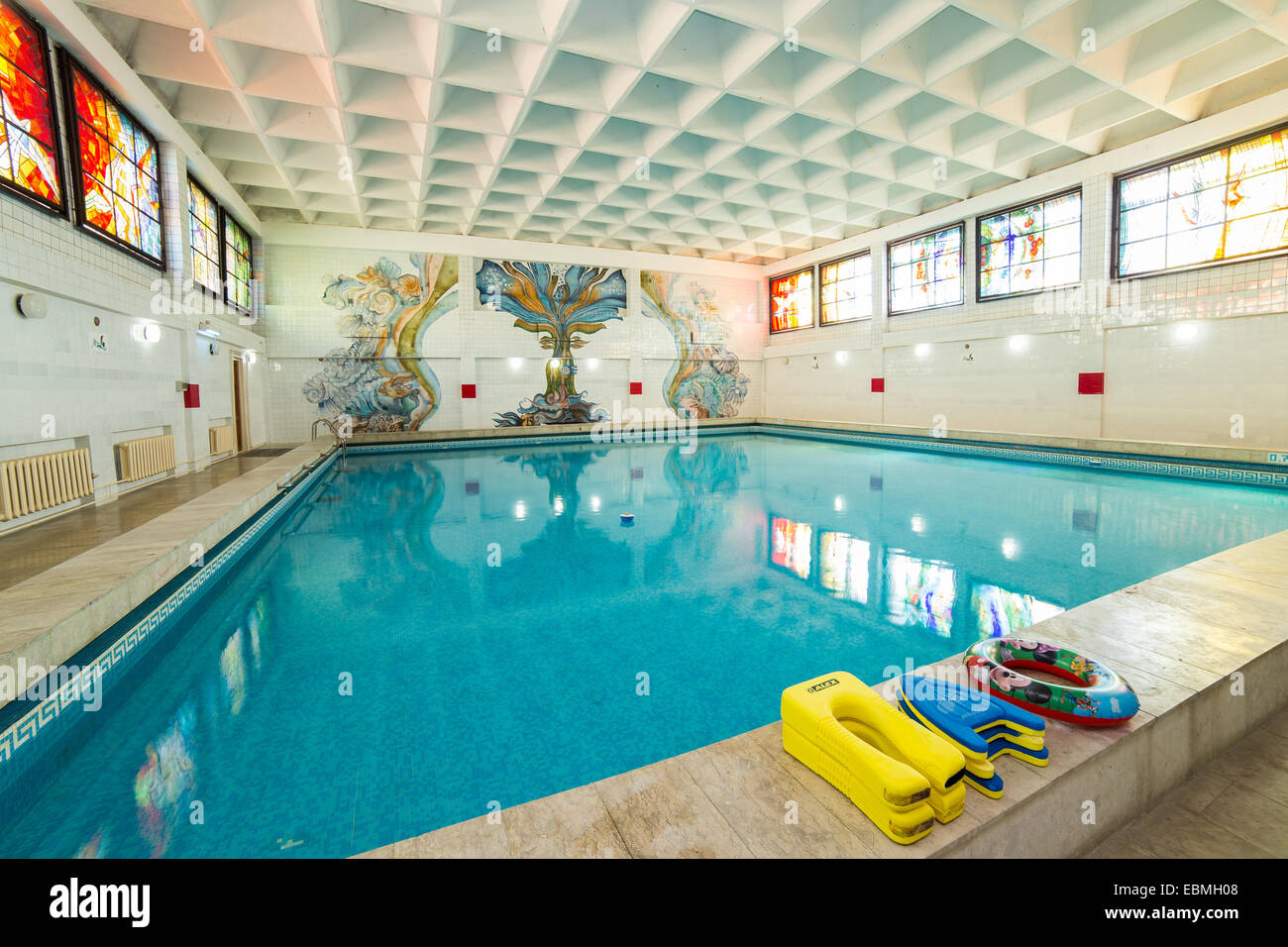 Swimming pool, resort Stock Photo - Alamy