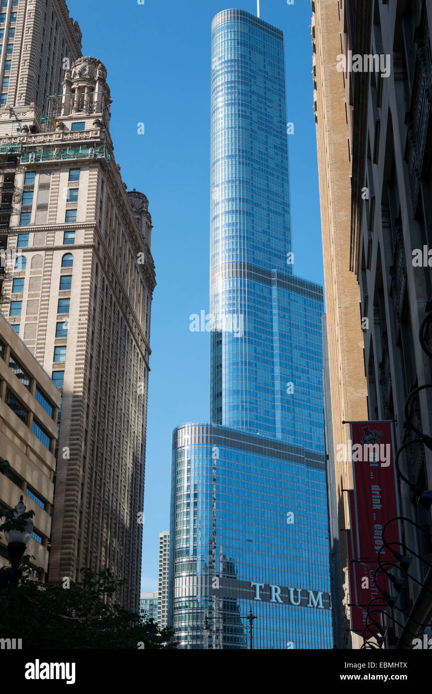 The Trump building. Downtown Chicago. Illinois. USA Stock Photo - Alamy