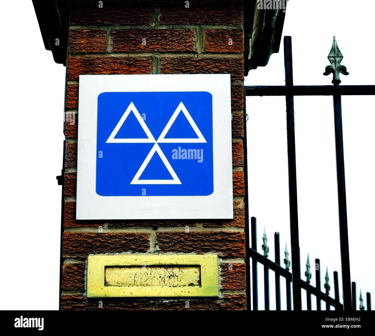 Mot testing centre hi-res stock photography and images - Alamy