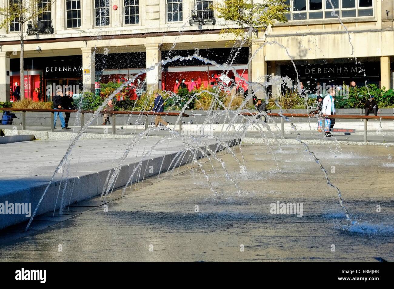 The Gustafson Porter redeveloped Old Market Square water fountain ...