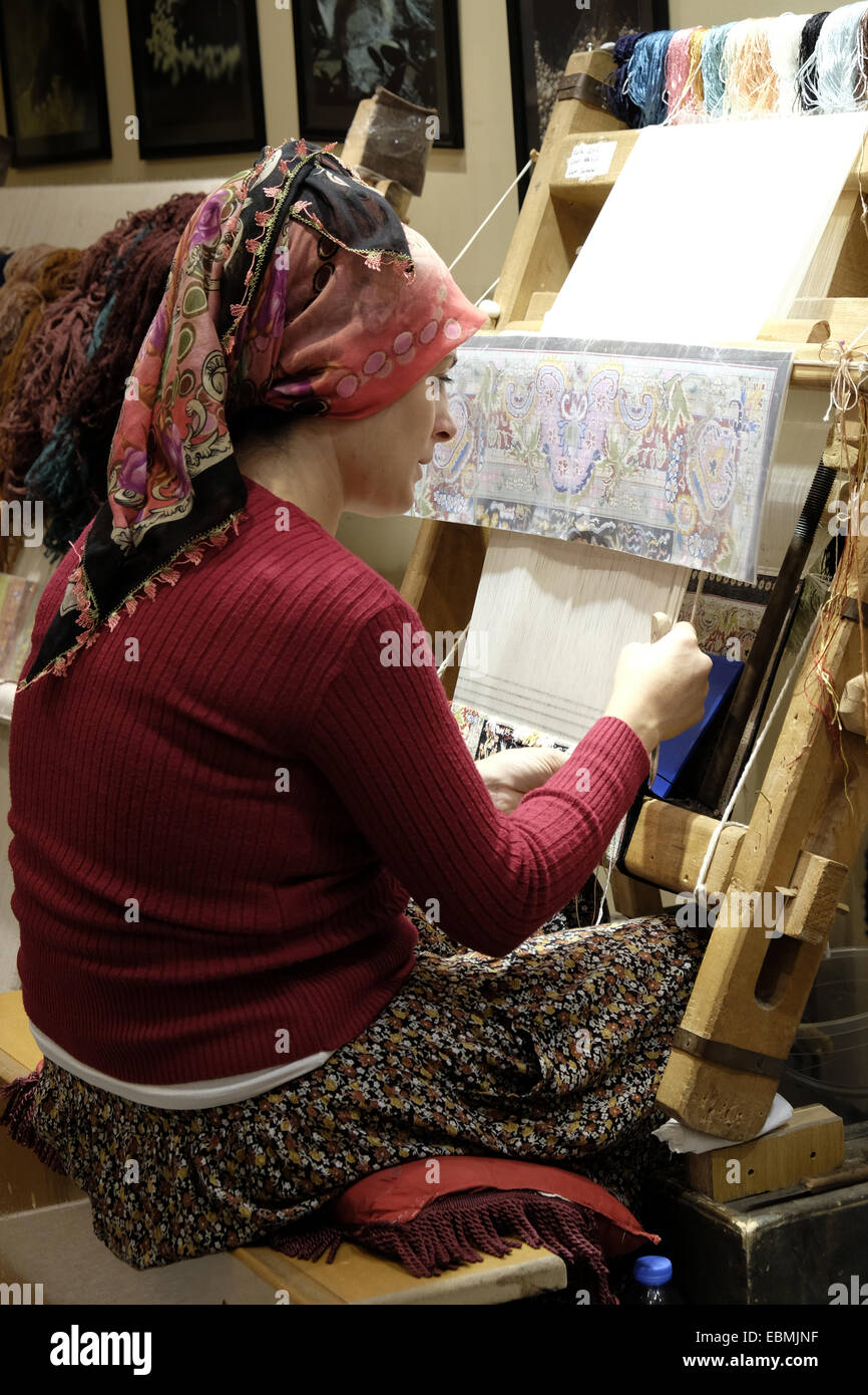 Woman work in a carpet factory hi-res stock photography and images - Alamy