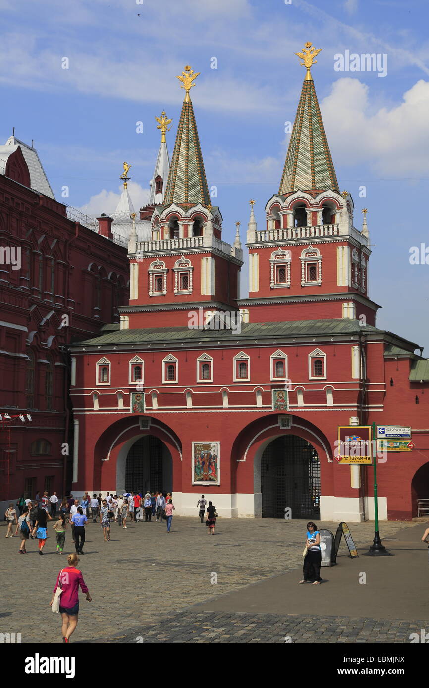 Red Square or Krasnaya Ploshchad, with Resurrection Gate, Moskau ...
