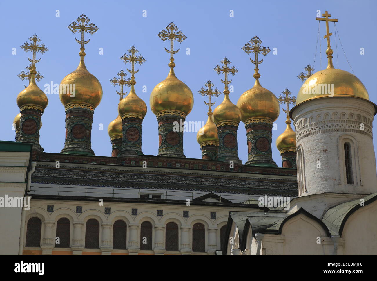 Dome on the Church of the Deposition of the Robe in the Kremlin, Moskau ...