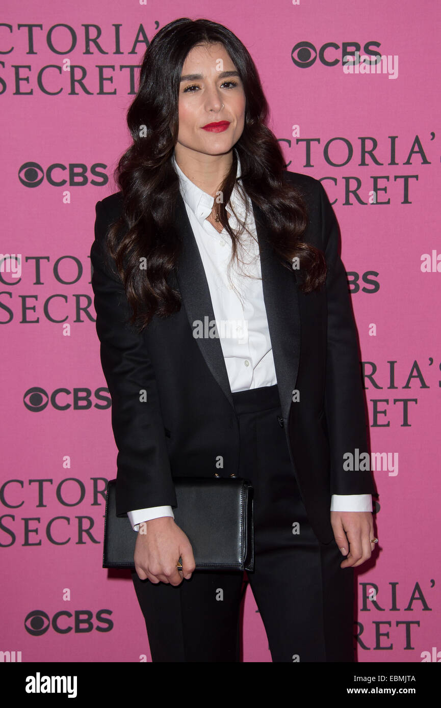 Jessie ware hi-res stock photography and images - Alamy