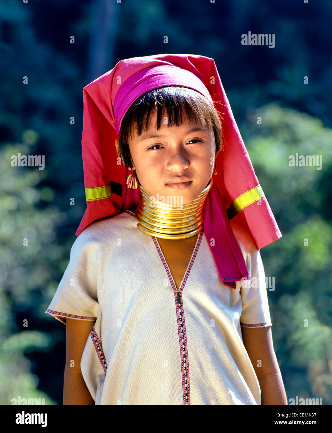 Girl of the Padaung mountain tribe, also known as giraffe women ...