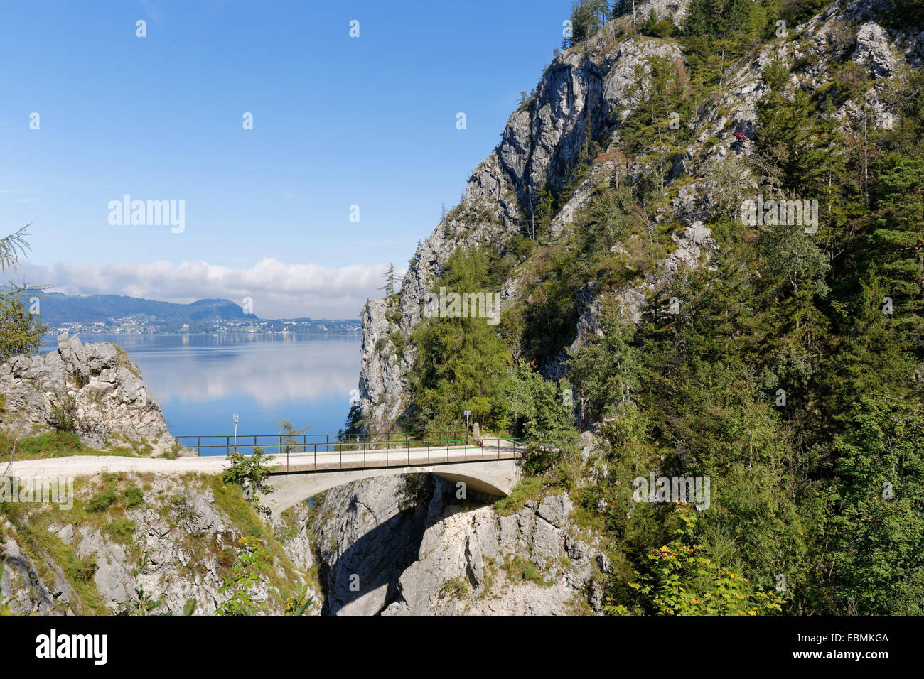 Bridge across the Lainaugraben, Traunstein mountain, Lake Traun ...