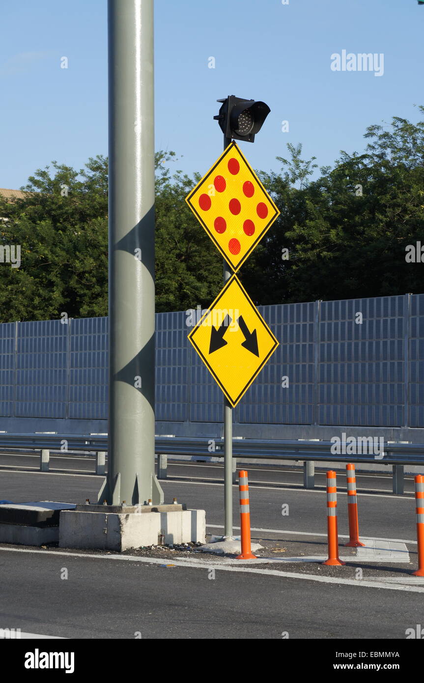Fork road sign hi-res stock photography and images - Alamy