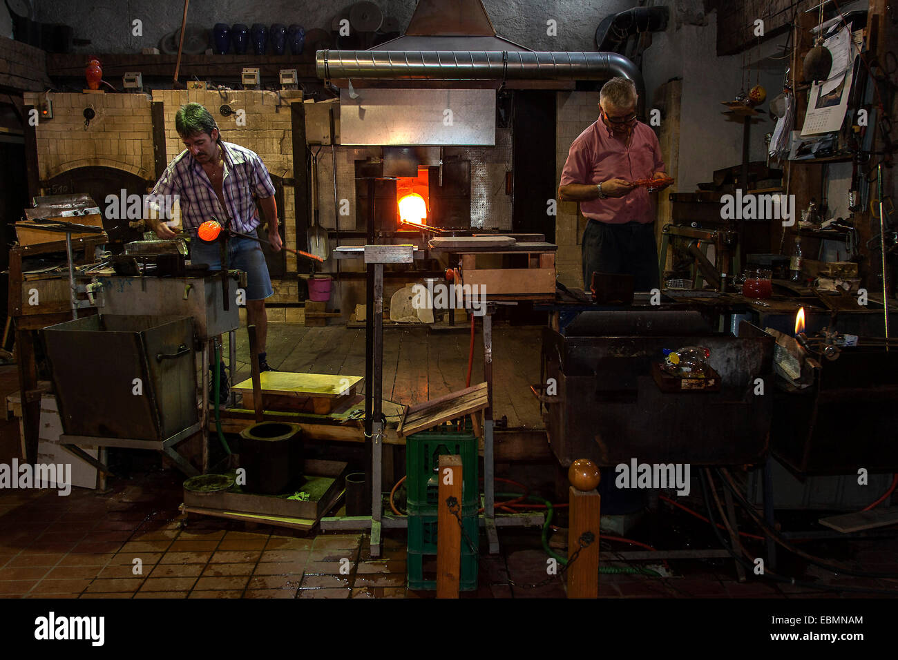 Glass blowing hi-res stock photography and images - Alamy