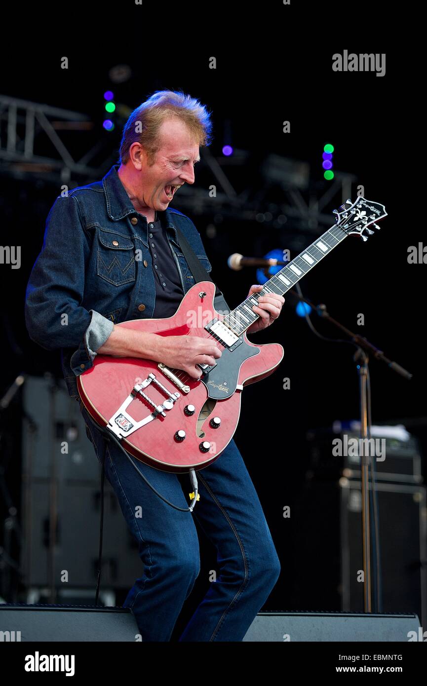 Simon hough hi-res stock photography and images - Alamy