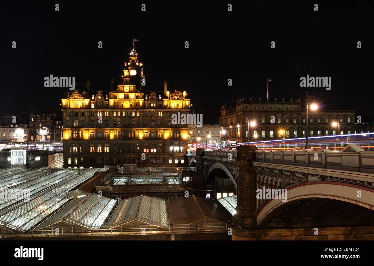 North Bridge by night Edinburgh Scotland November 2014 Stock Photo - Alamy
