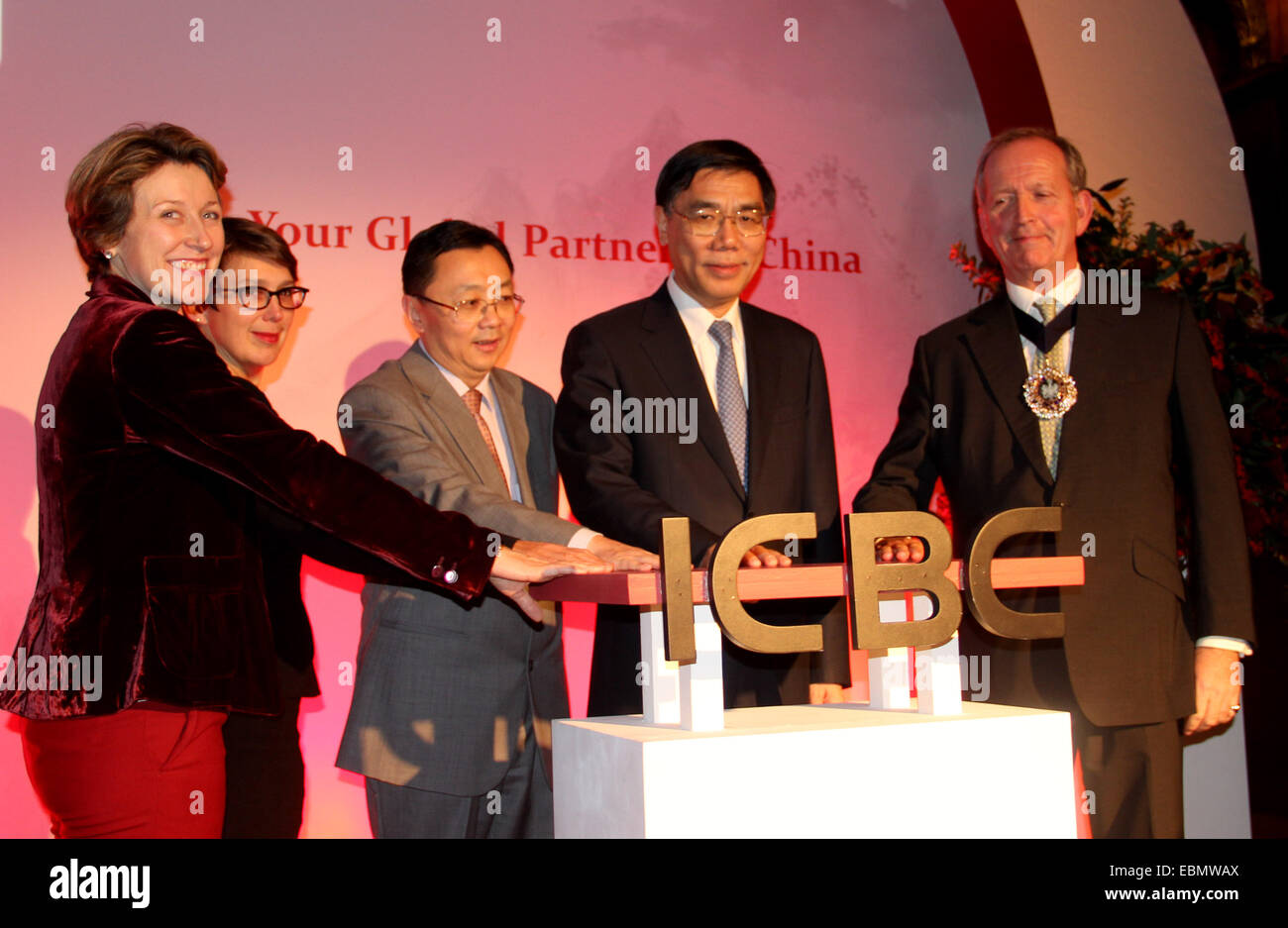 Launch button hi-res stock photography and images - Alamy