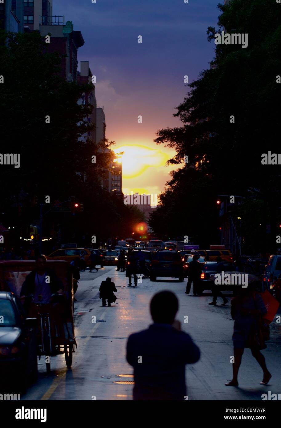 Manhattan solstice hi-res stock photography and images - Alamy