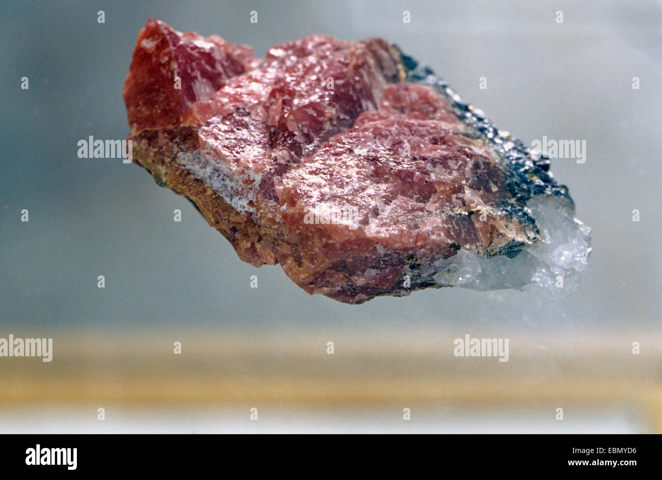 Rhodonite hi-res stock photography and images - Alamy