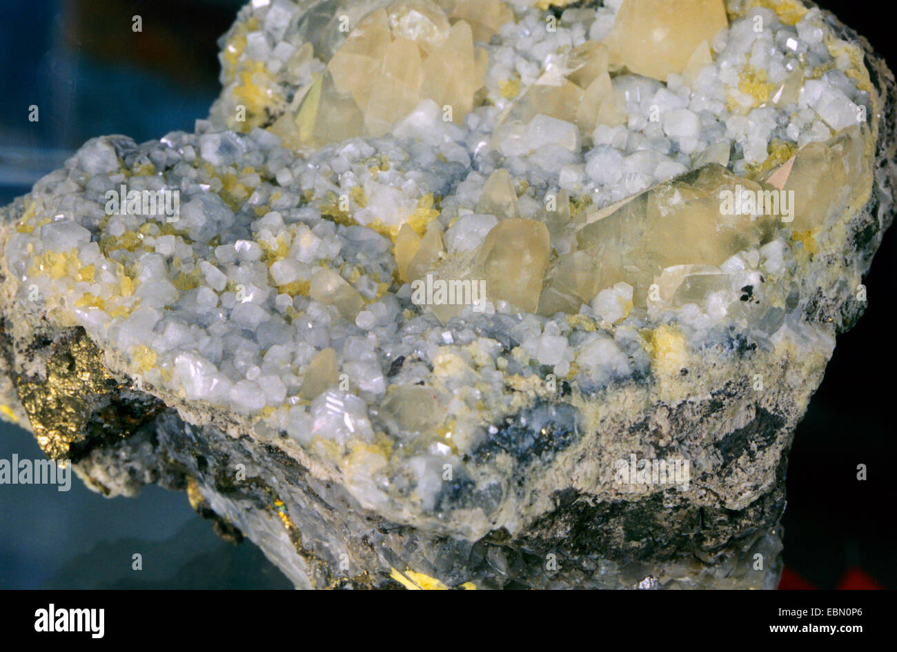 Calcium silicate mineral hi-res stock photography and images - Alamy