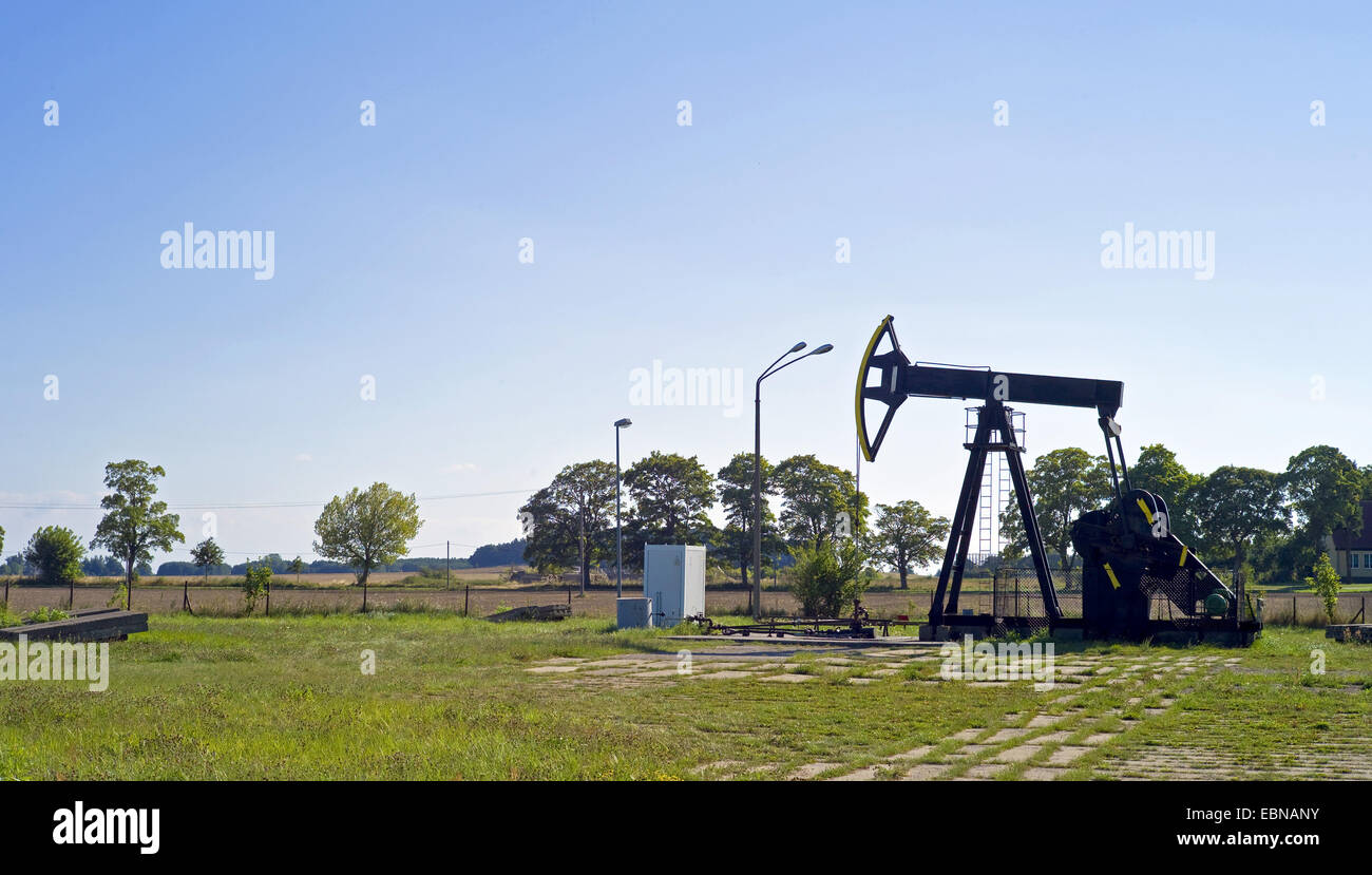 German oil pump hi-res stock photography and images - Alamy