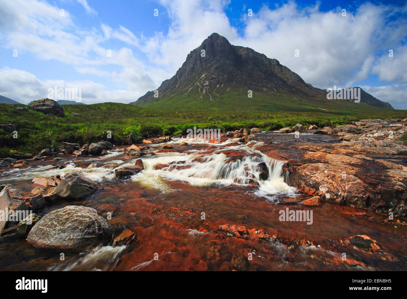 Buachaille etive mor mountain stob dearg hi-res stock photography and ...