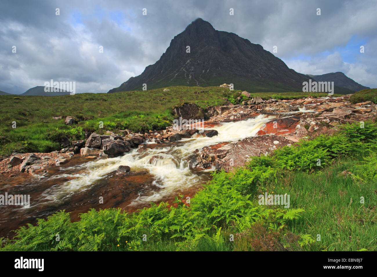 Mountain massif buachaille etive mor hi-res stock photography and ...