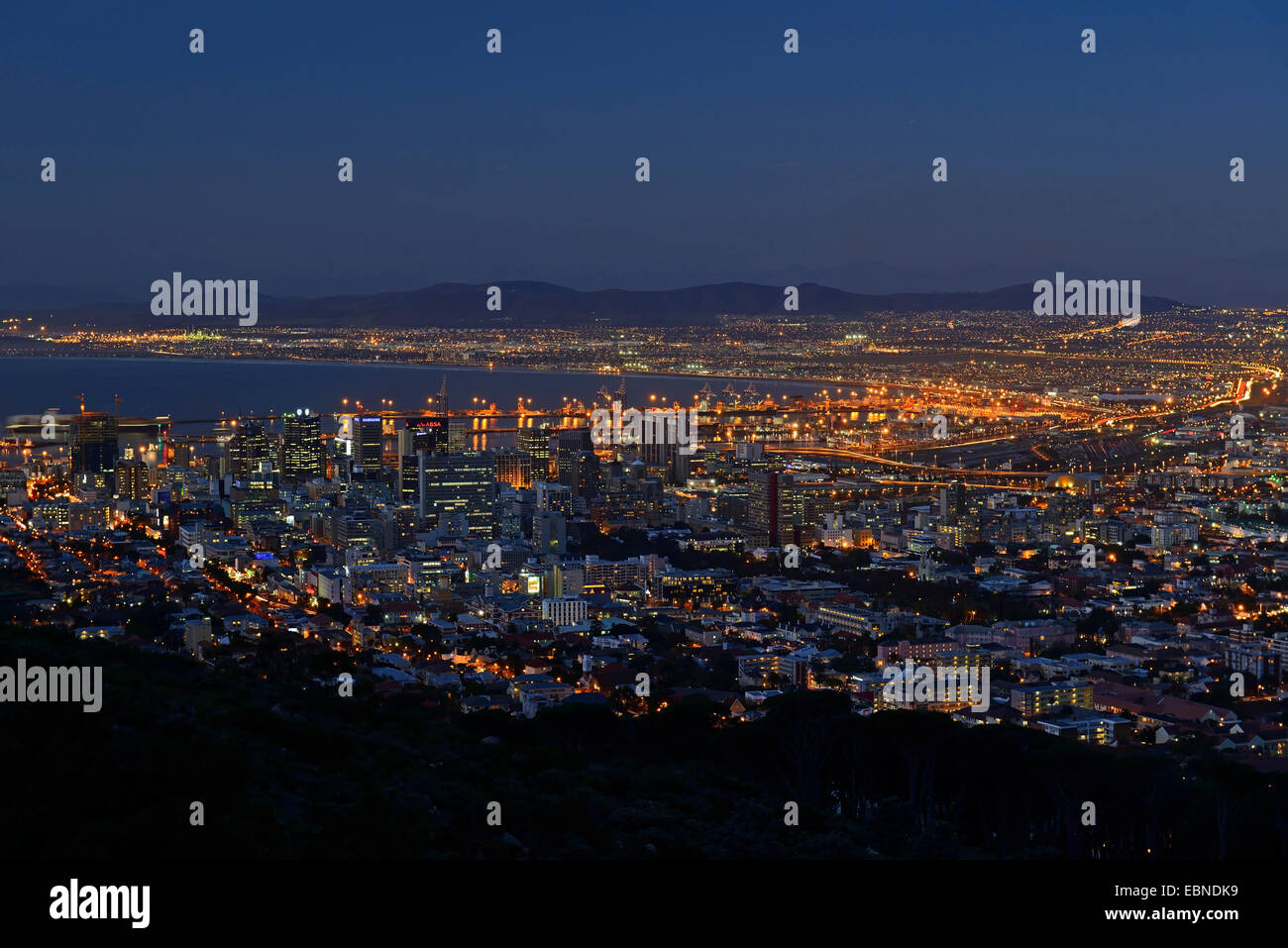 view from Signal Hill to Cape Town in evening light, South Africa ...