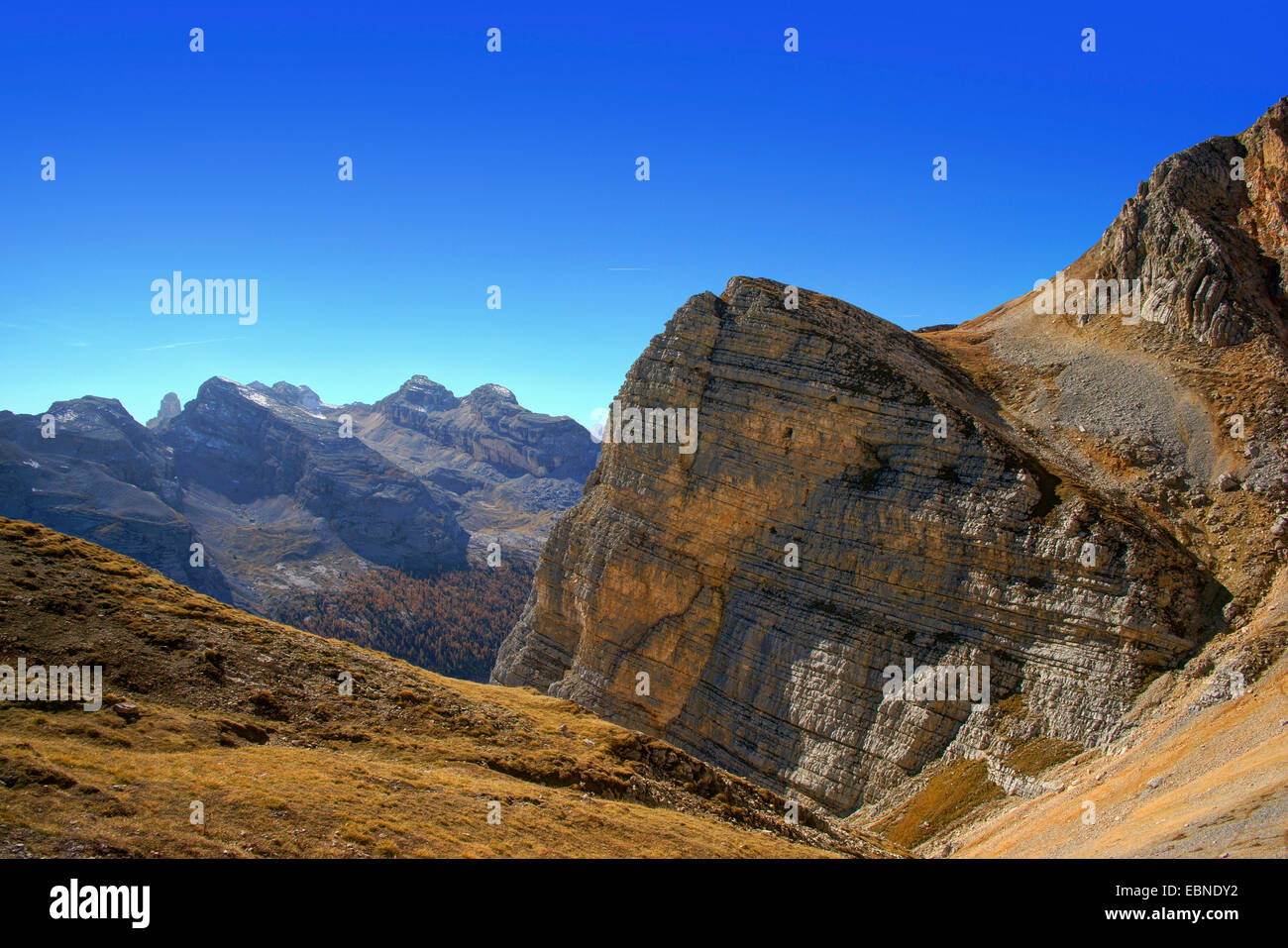 Dolomite rock hi-res stock photography and images - Alamy