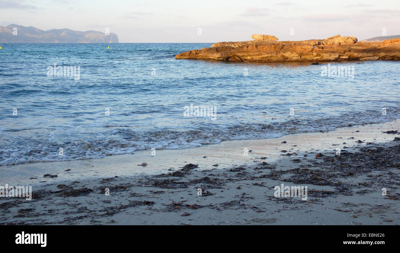 Spanish light hi-res stock photography and images - Alamy
