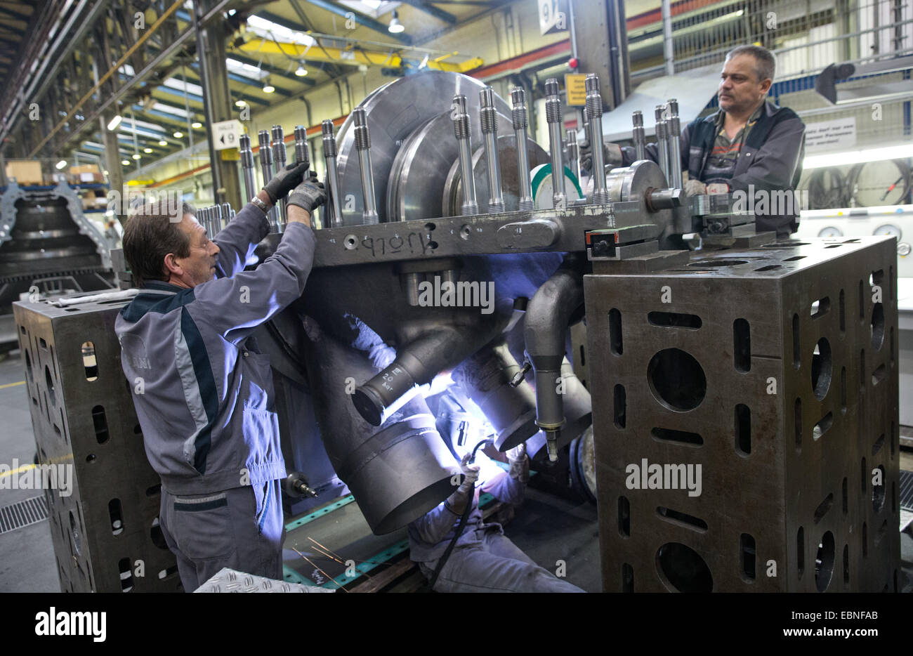 Steam turbine engines hi-res stock photography and images - Alamy