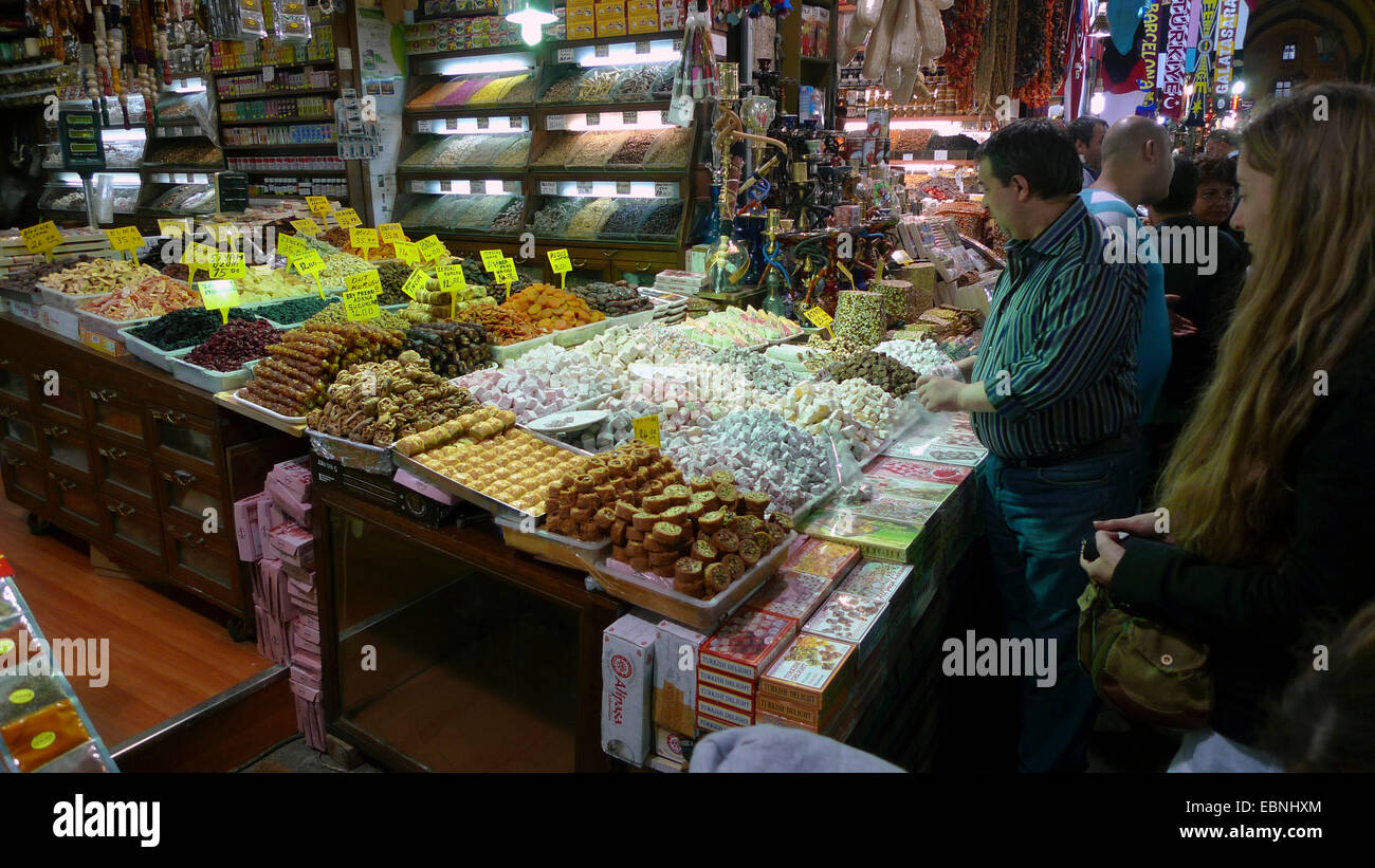 Grand Bazaar, Turkey, Istanbul, Eminoenue, Beyazit Stock Photo - Alamy