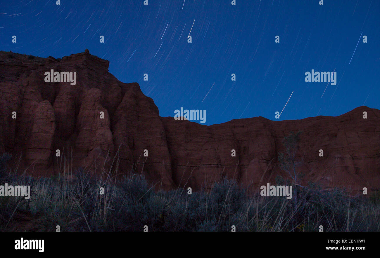 star trails in southern Utah sky Stock Photo - Alamy