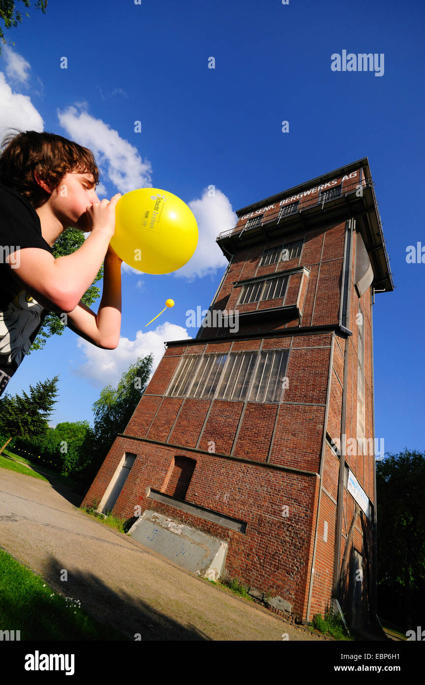 Child balloon puffing hi-res stock photography and images - Alamy