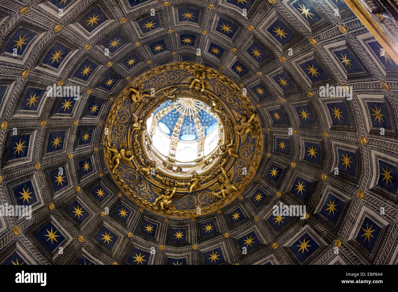 Lantern dome hi-res stock photography and images - Alamy