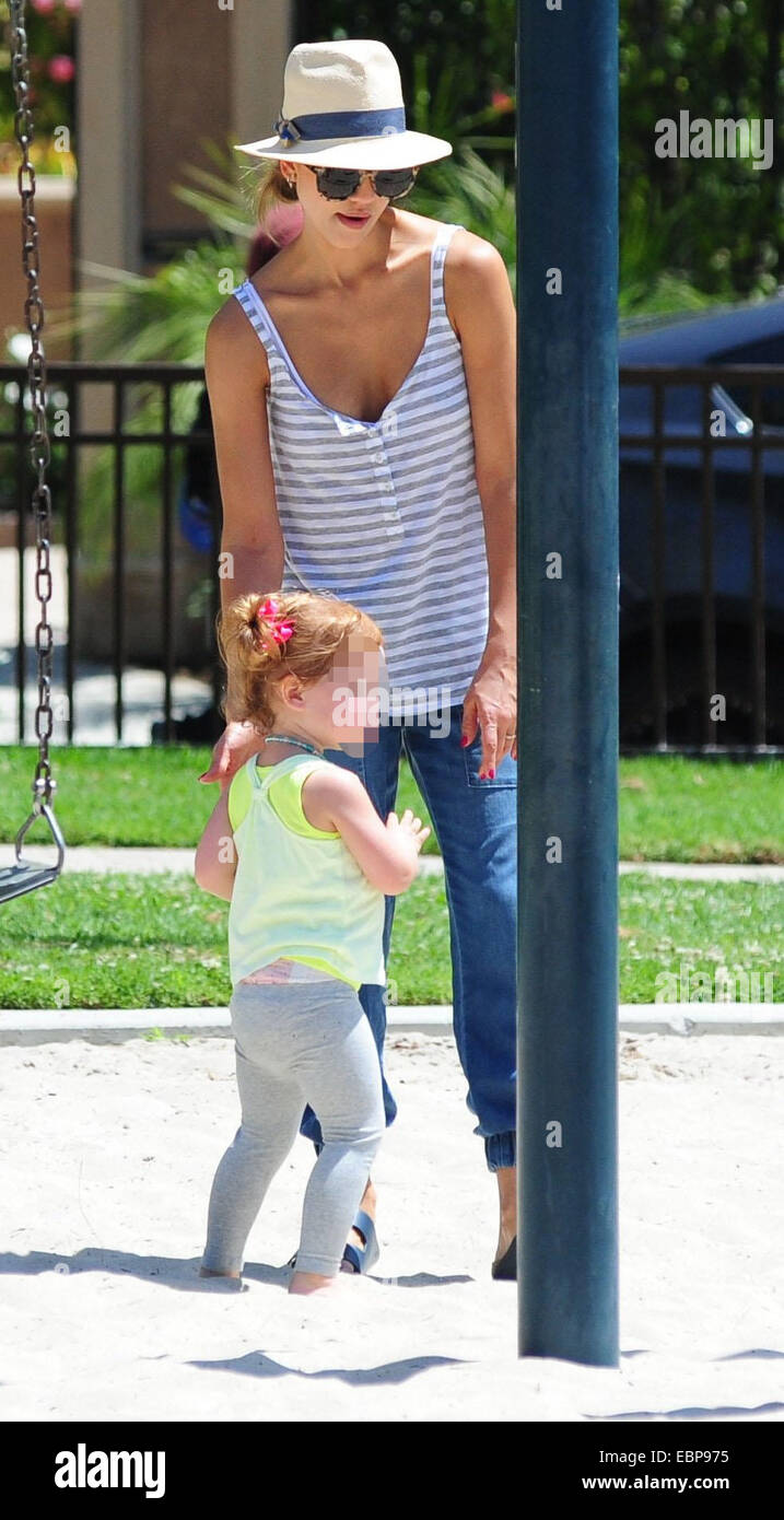 Jessica Alba And Catherine Alba High Resolution Stock Photography and ...