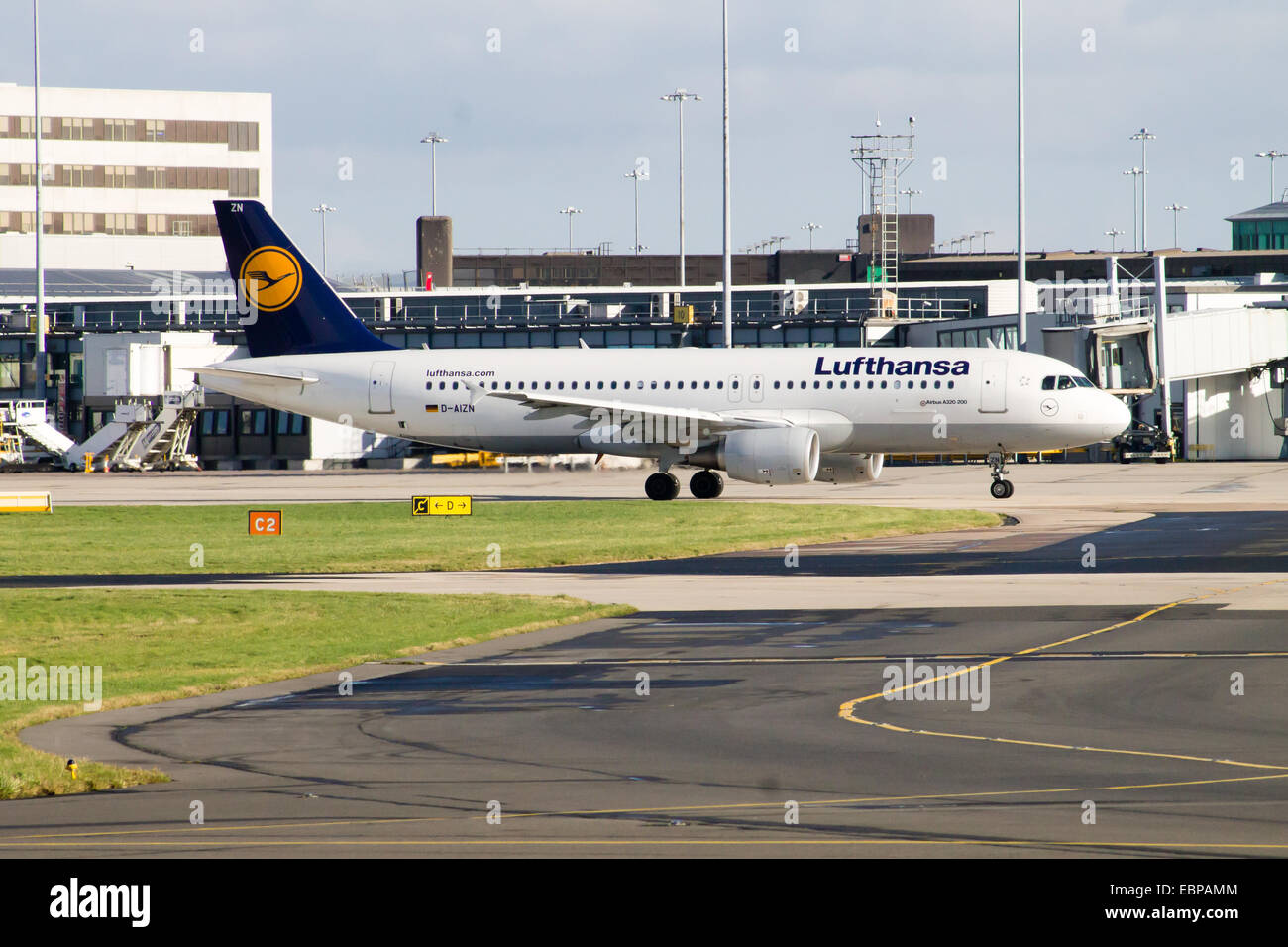 Lufthansa Airbus A320, taxiing at Manchester International Airport ...