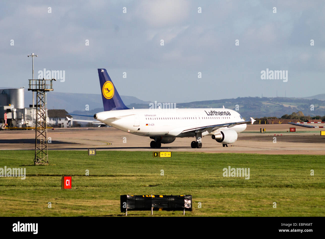 Lufthansa Airbus A320, taxiing at Manchester International Airport ...