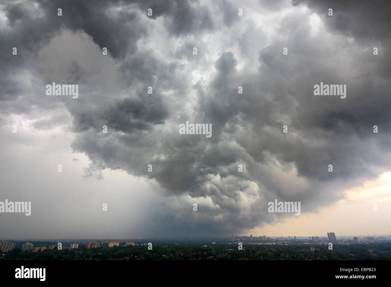 Supercell thunderstorm hi-res stock photography and images - Alamy