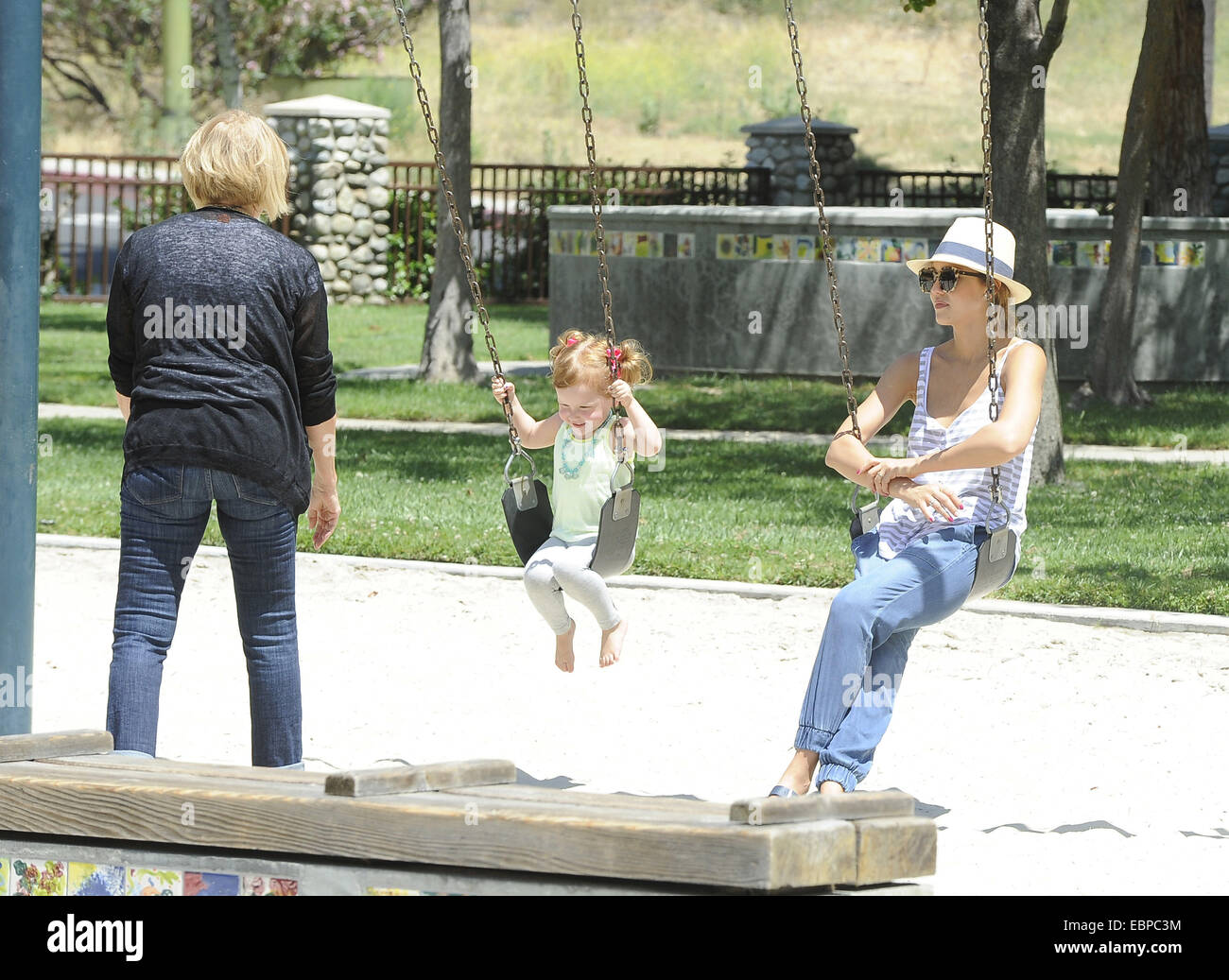 Jessica Alba enjoys a day at the park with her mother Catherine Jensen ...
