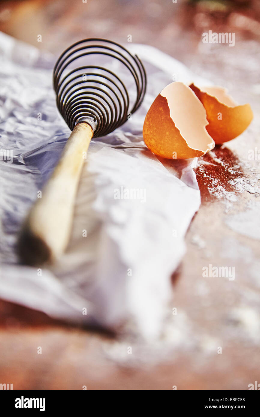 Old fashioned whisk hi-res stock photography and images - Alamy