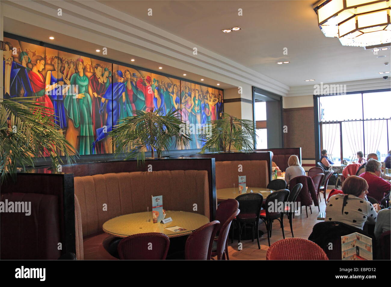 Nardini's Cafe and Ice Cream Parlour, Greenock Road, Largs, North ...