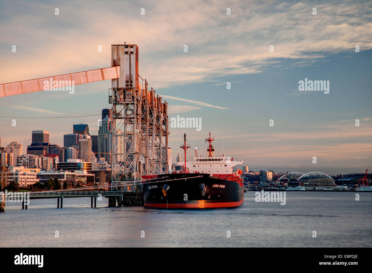 Seattle bay waterfront hi-res stock photography and images - Alamy