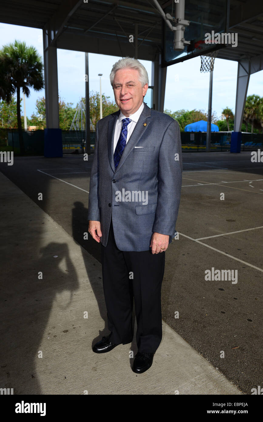 Florida House Representative Richard Stark spotted at Pembroke Pines ...