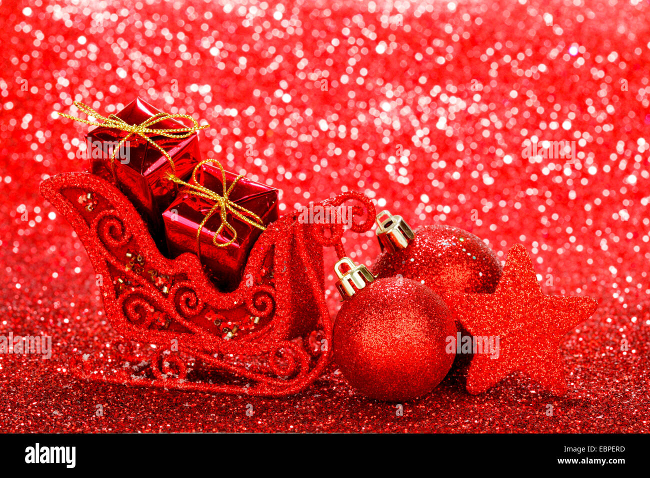Sledge of santa claus hi-res stock photography and images - Alamy