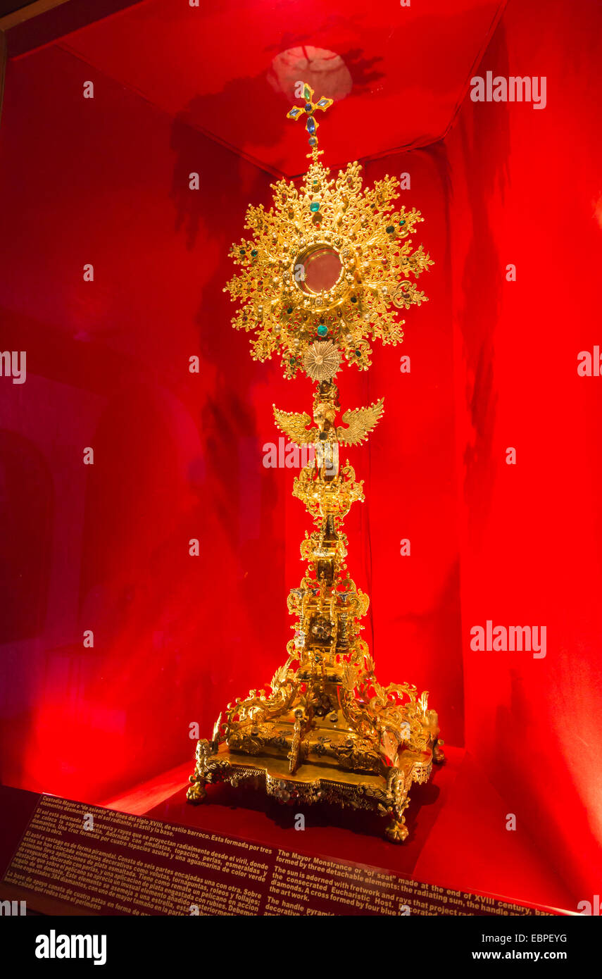 Peruvian religious heritage: the magnificent golden Mayor Monstrance on ...