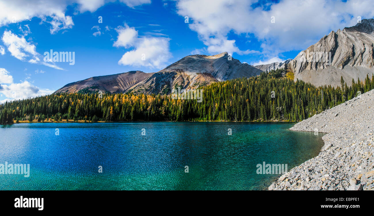 Scenic Landscapes of a high mountain lake, Chester Lake area of ...