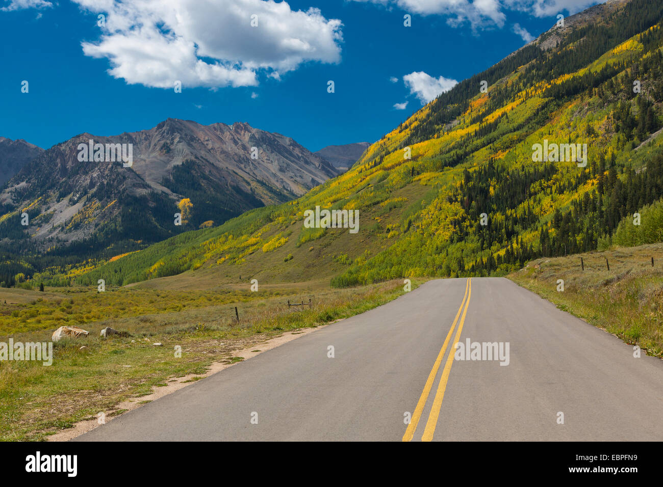 Aspen castle creek road hi-res stock photography and images - Alamy