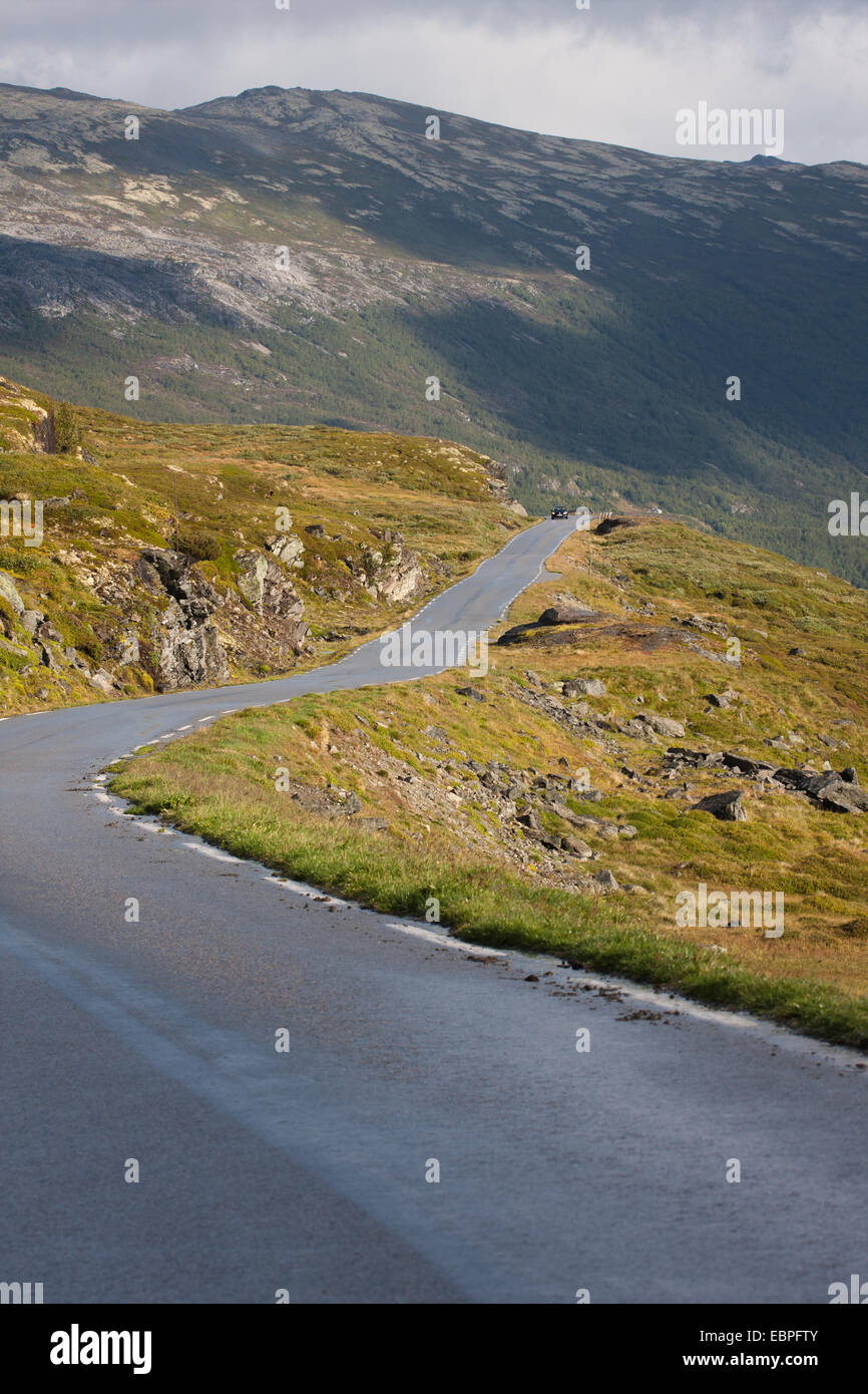 empty mountain road at the nordic mountains Stock Photo - Alamy