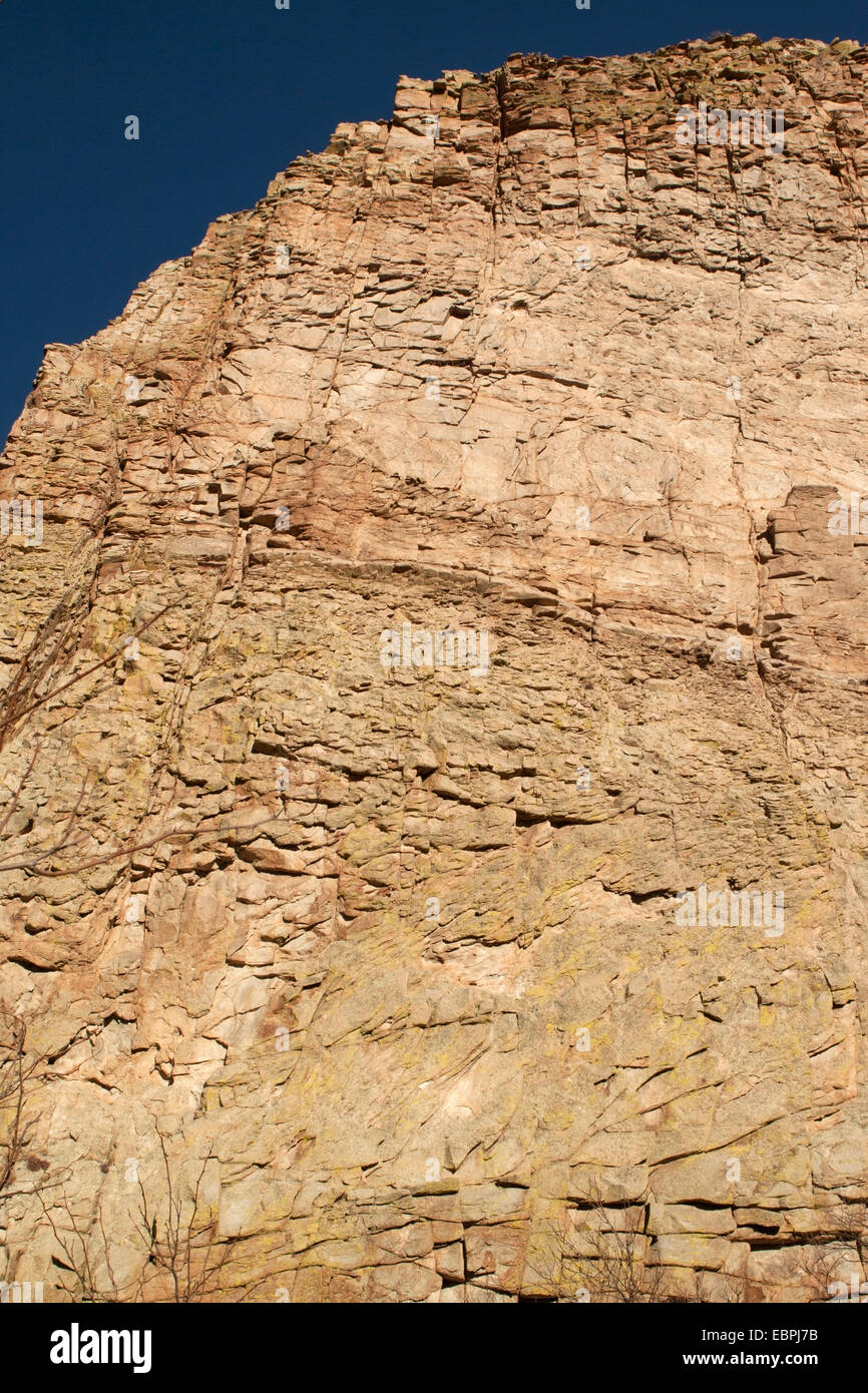 Igneous Dike High Resolution Stock Photography and Images - Alamy