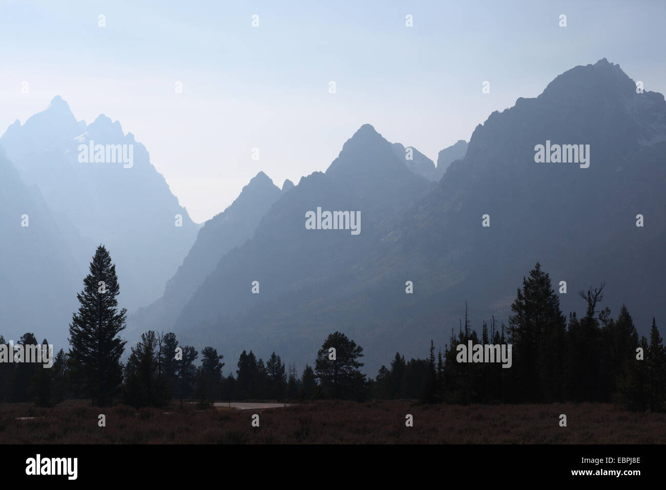 Misty mounts hi-res stock photography and images - Alamy